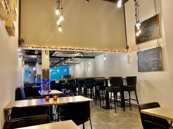 Restaurant Riaz | About Us